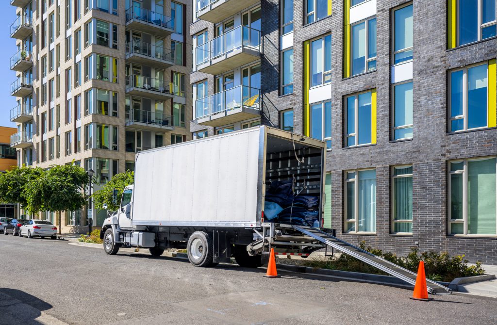 Moving Costs: What's Your Moving Budget? | Price Self Storage